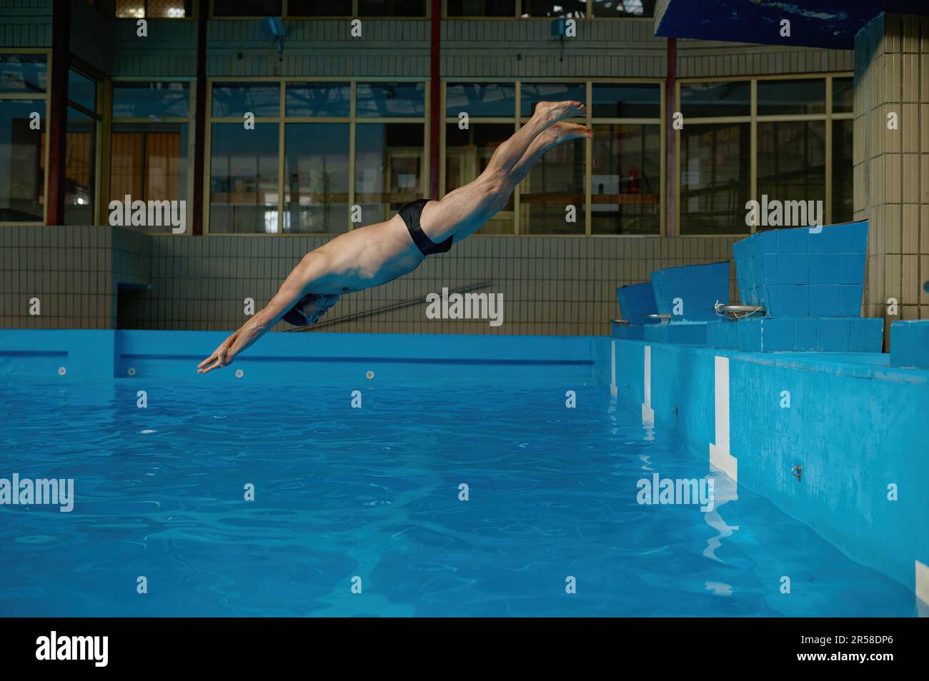 Professional athlete jumping in swimming hi-res stock photography and ...