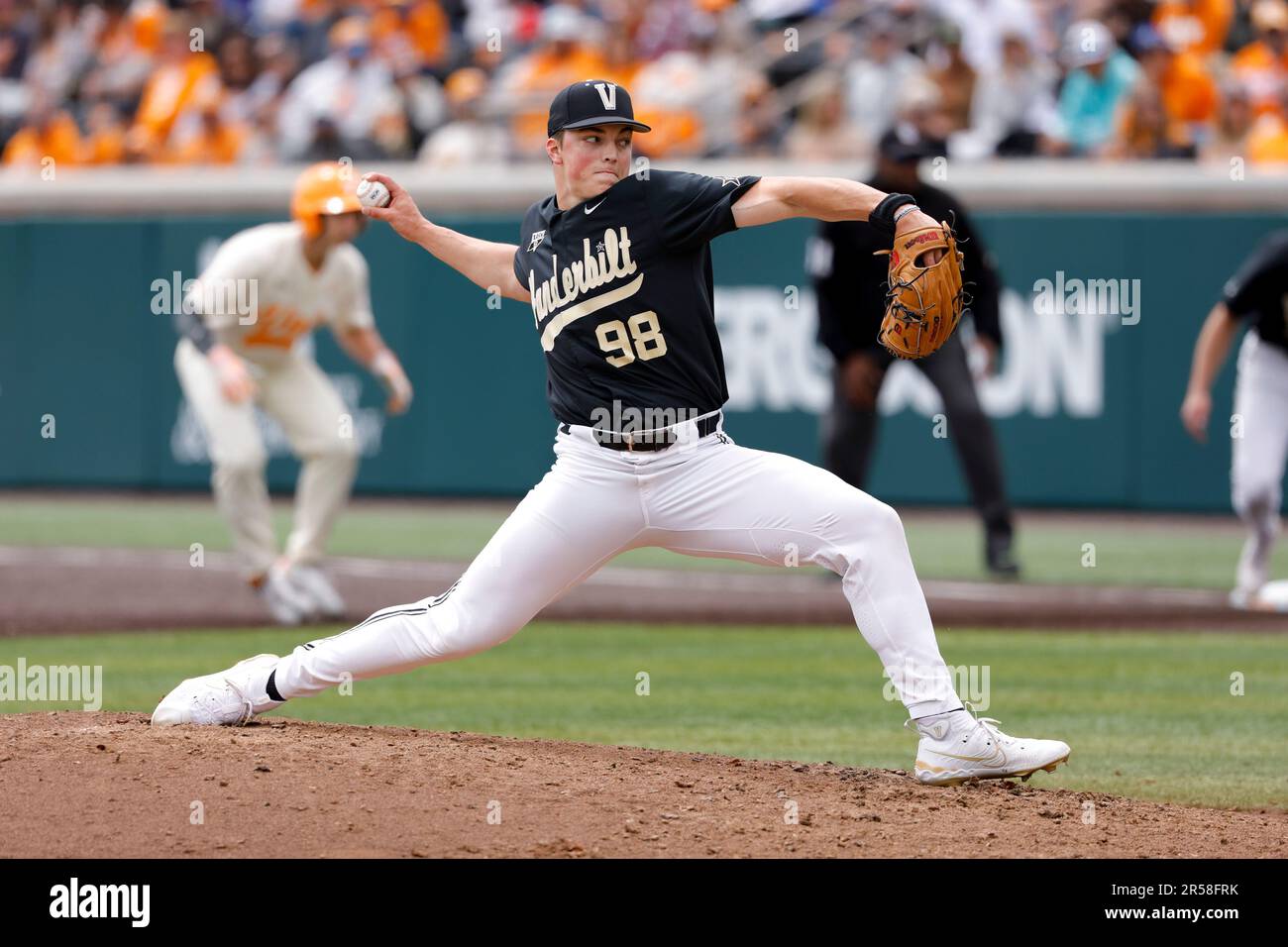 Vanderbilt Commodores relief pitcher Greysen Carter (98) in action ...
