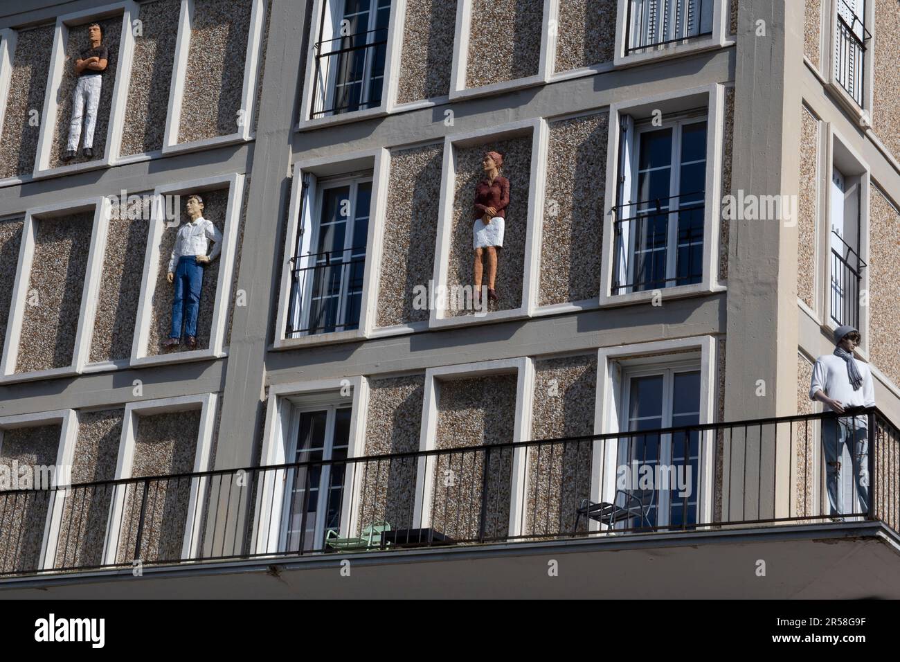 ‘Apparitions’ by German artist Stephan Balkenhol, part of A Summer in ...