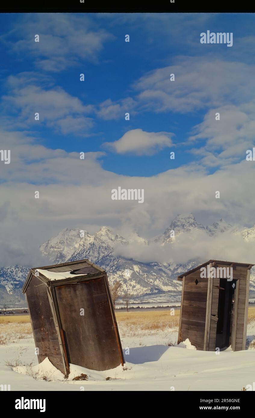 Outhouses in winter hi-res stock photography and images - Alamy