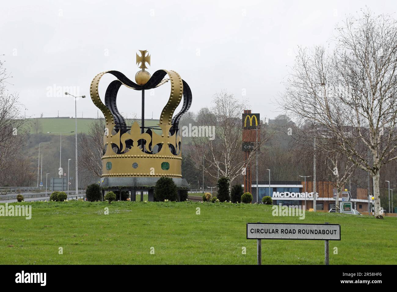 Crown sculpture at Circular Road Roundabout in Larne Stock Photo - Alamy