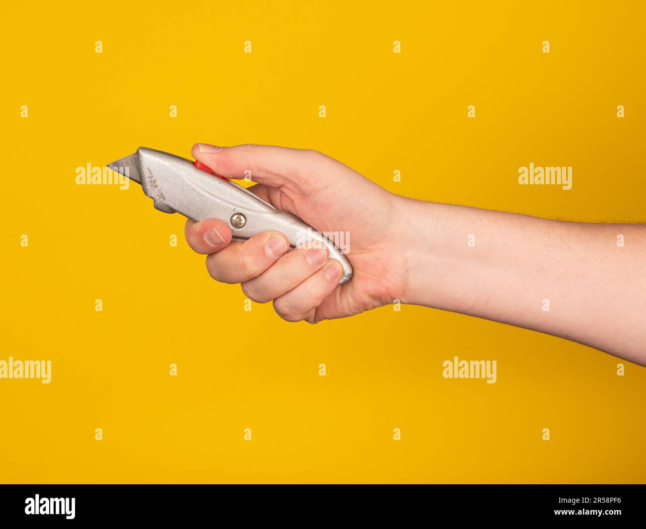 Box cutter hi-res stock photography and images - Alamy