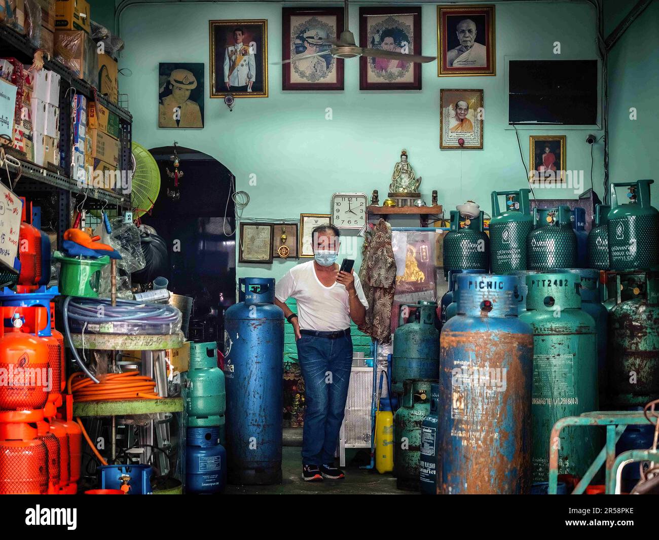 Bangkok, Thailand. 9th Feb, 2022. A local Thai shop with gas cylinder ...