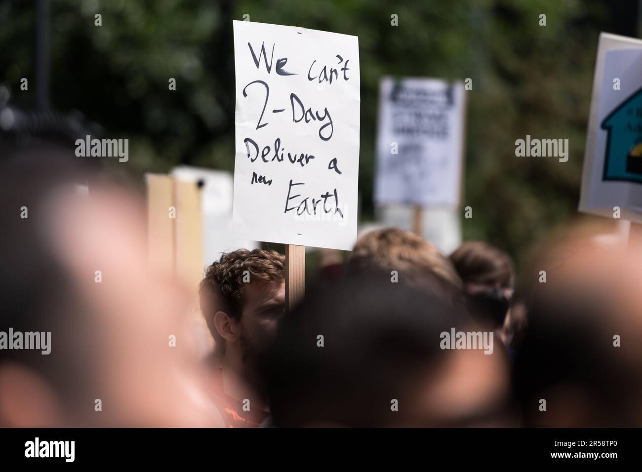 Seattle, USA. 31 May, 2023. Amazon corporate employees walk out of ...