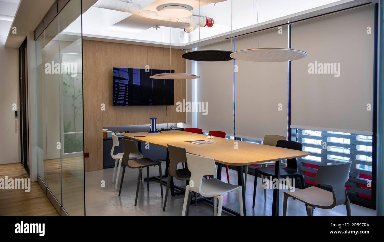 Innovative training hi-res stock photography and images - Alamy