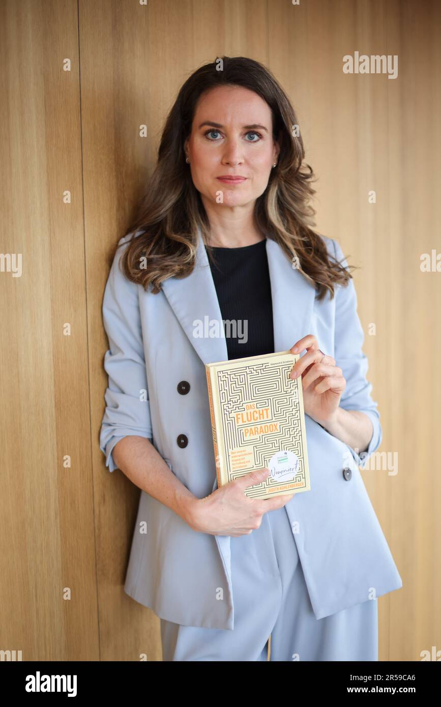 Widerspruchlichen hi-res stock photography and images - Alamy