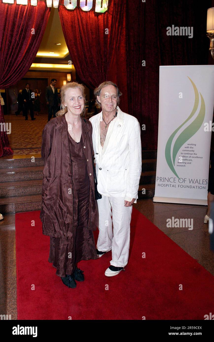 Barry otto and lindsay otto hi-res stock photography and images - Alamy