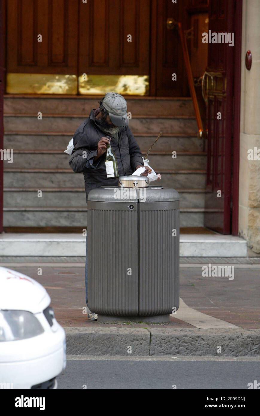 Homeless begging australia hi-res stock photography and images - Alamy