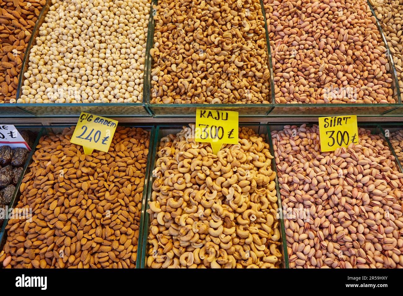 Fruits nuts grand bazaar istanbul hi-res stock photography and images ...