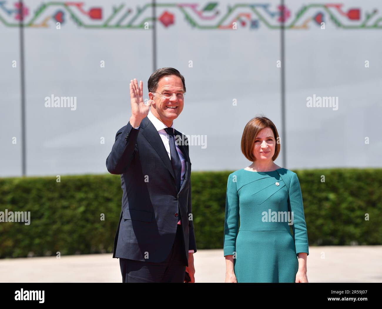Bulboaca, Moldova. 1st June, 2023. Dutch Prime Minister Mark Rutte (L ...