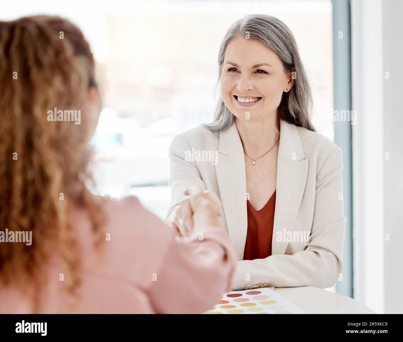 Manager clients meeting shaking hands hi-res stock photography and ...