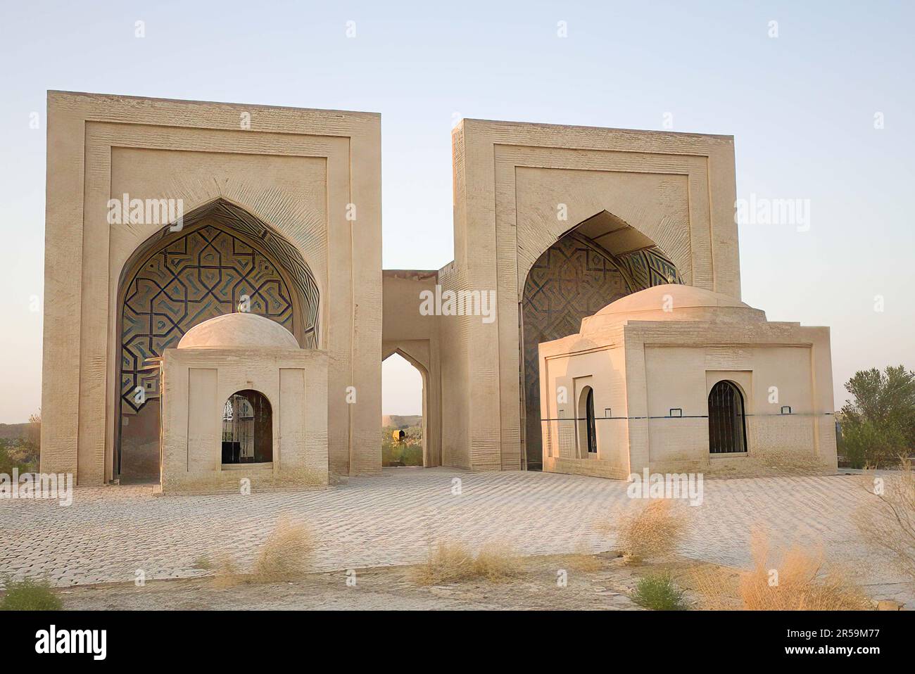 Tombs on the Old Silk Road Stock Photo - Alamy