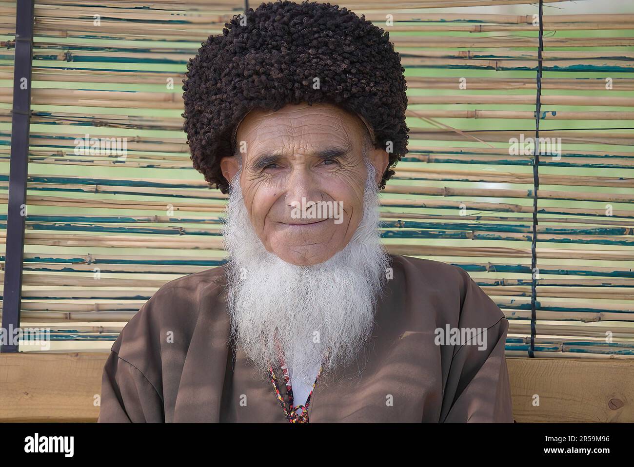 Turkmen traditional dress hi-res stock photography and images - Alamy
