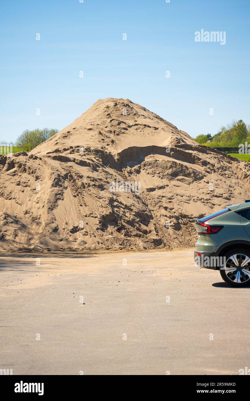 Golf course behind sand hi-res stock photography and images - Alamy