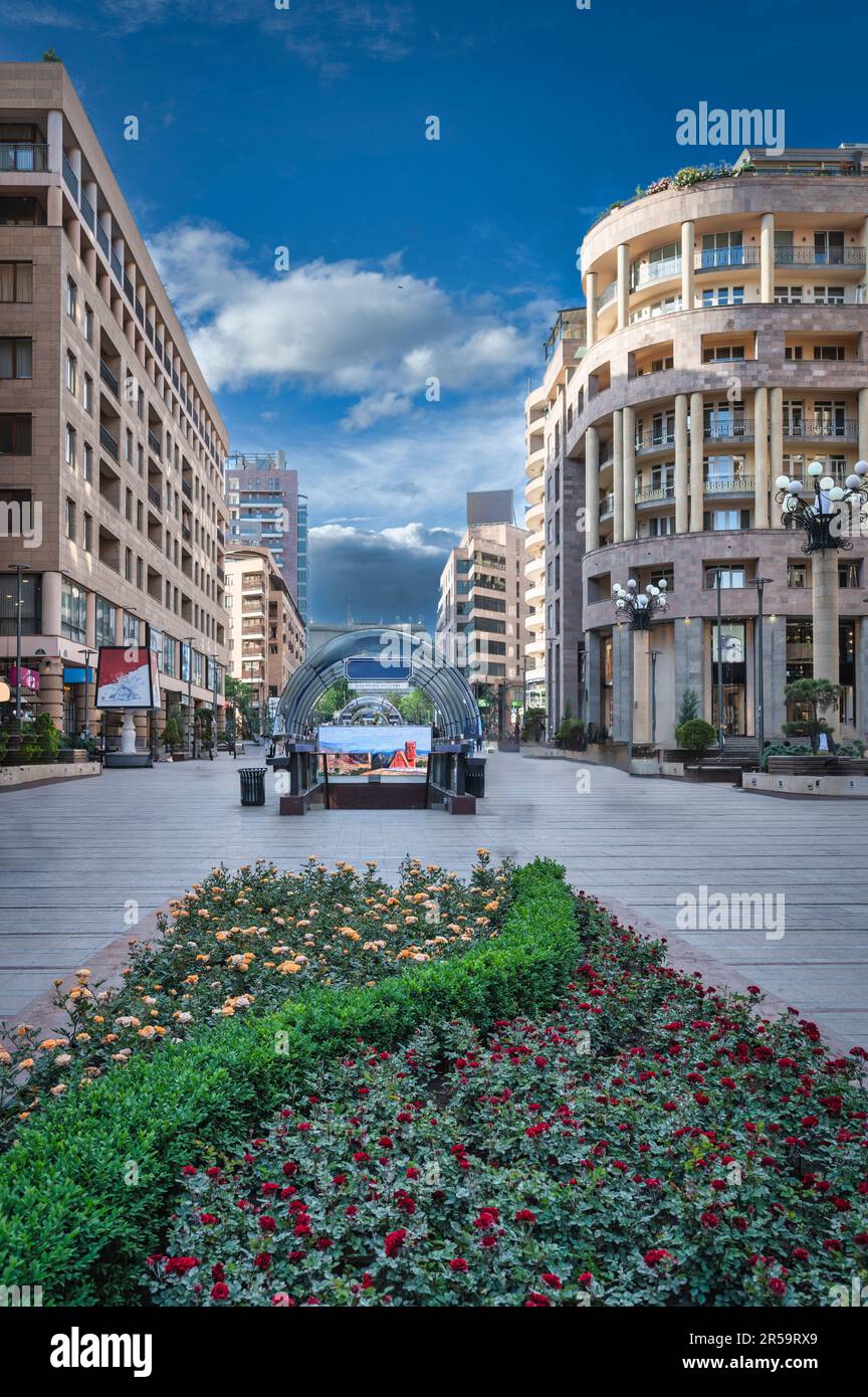 Shopping in yerevan hi-res stock photography and images - Alamy