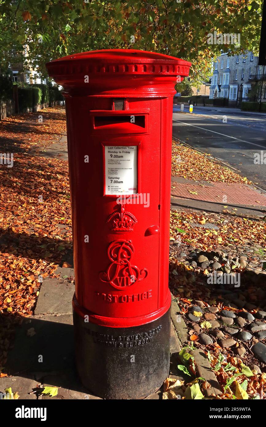 Edward VII royal cipher (ER VII) cast into a traditional red Royal Mail ...