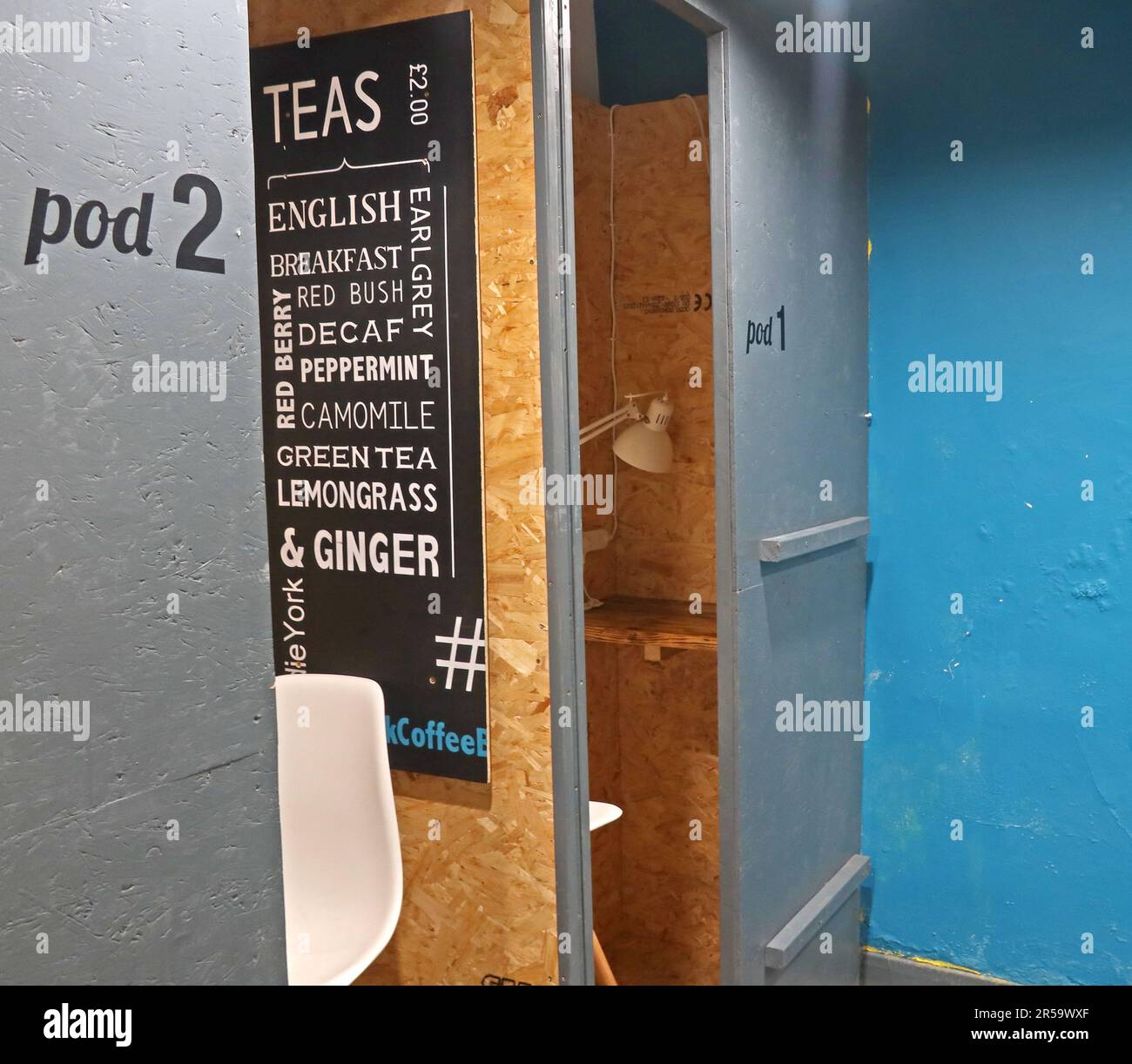 Cafe work pods hi-res stock photography and images - Alamy