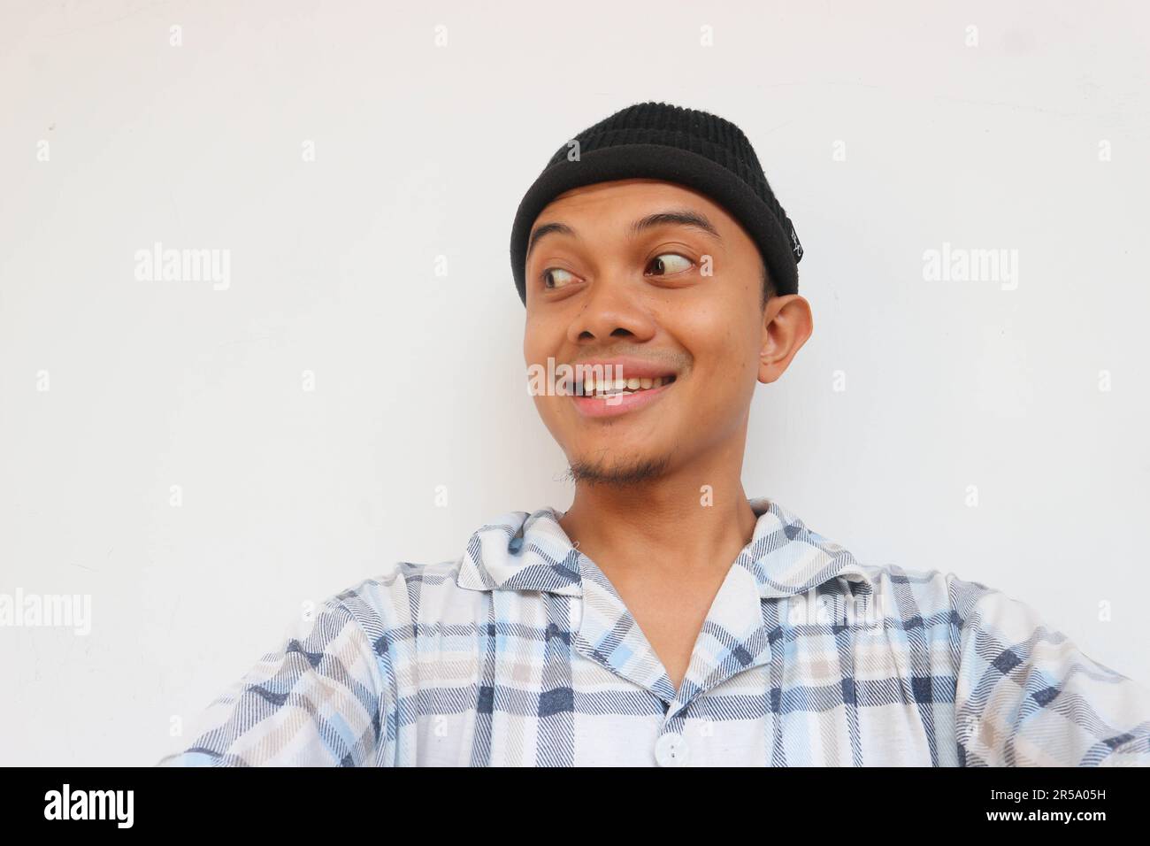 Sideways cap hi-res stock photography and images - Alamy