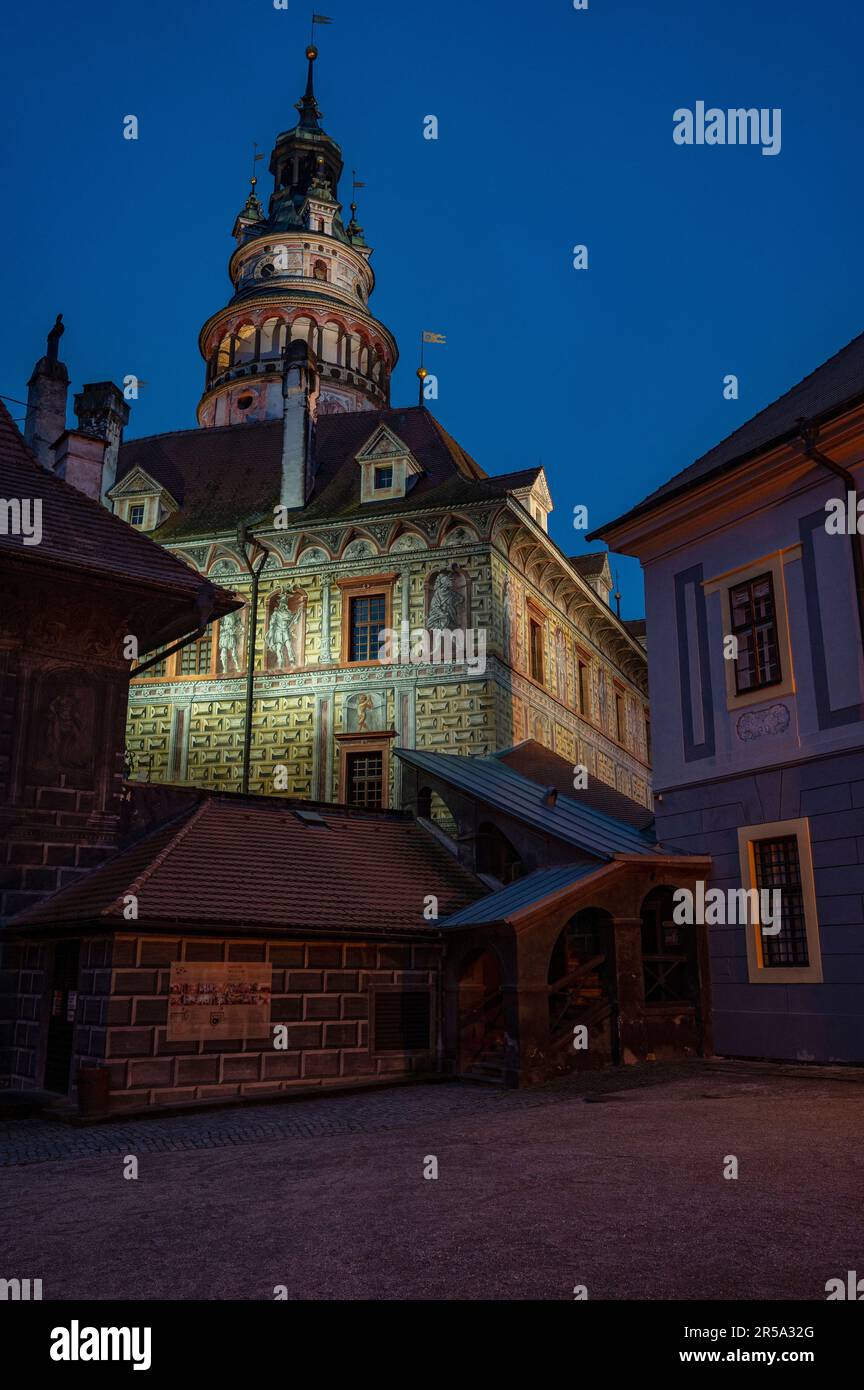 courtyard inside the castle of the medieval town of ?eský Krumlov Stock ...