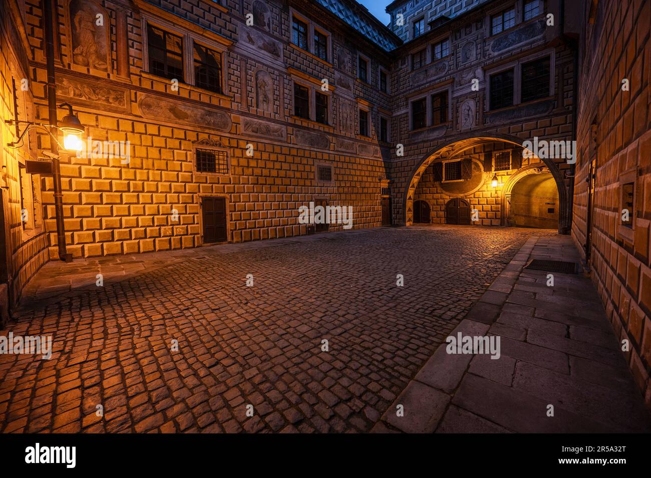 courtyard inside the castle of the medieval town of ?eský Krumlov Stock ...