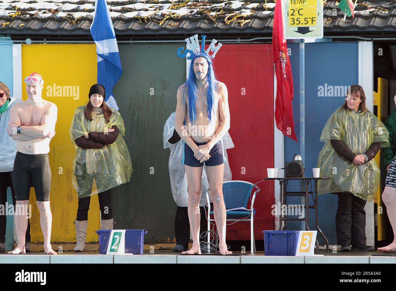 South London Swimming Club hosts the 5th Cold Water Swimming ...