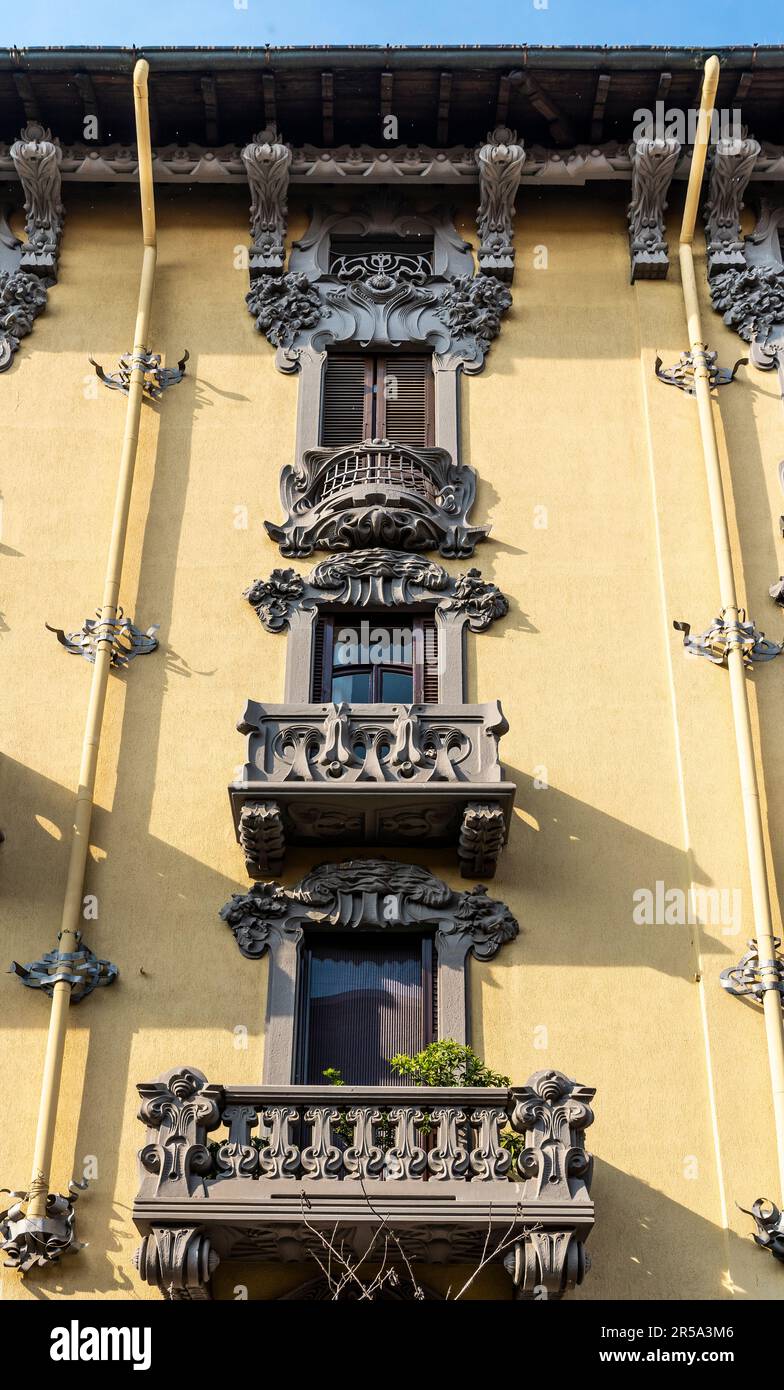 Liberty style hi-res stock photography and images - Alamy