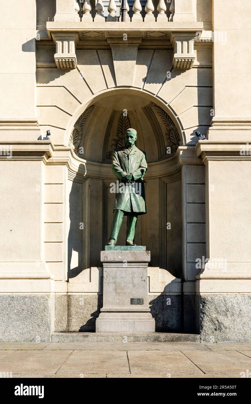 Statue of 19th-century Italian architect Francesco Brioschi, façade of ...