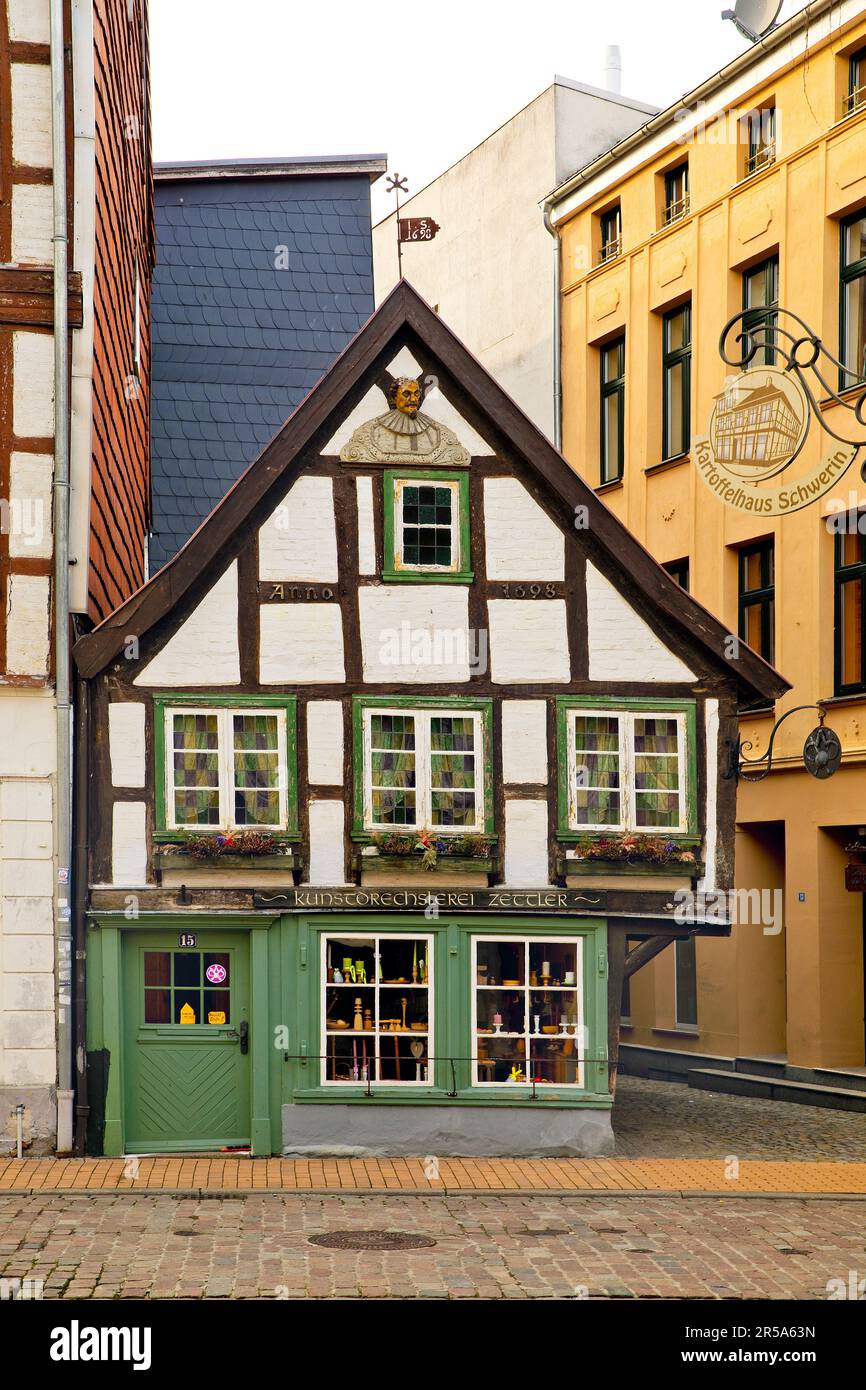 Old western house hi-res stock photography and images - Alamy