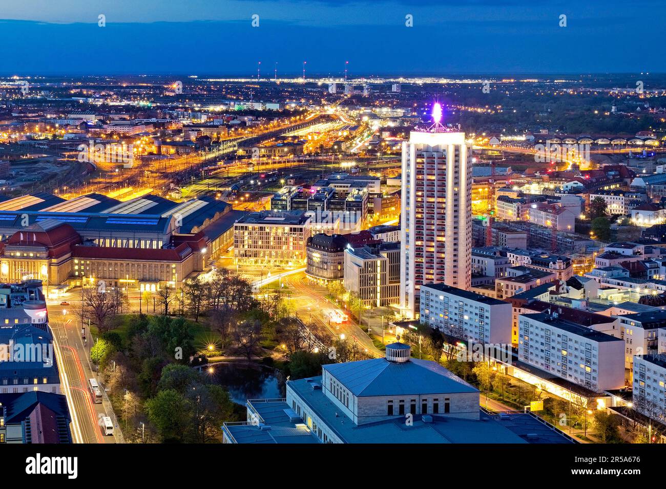 City panorama, view from the City-Hochhaus Leipzig to the ...
