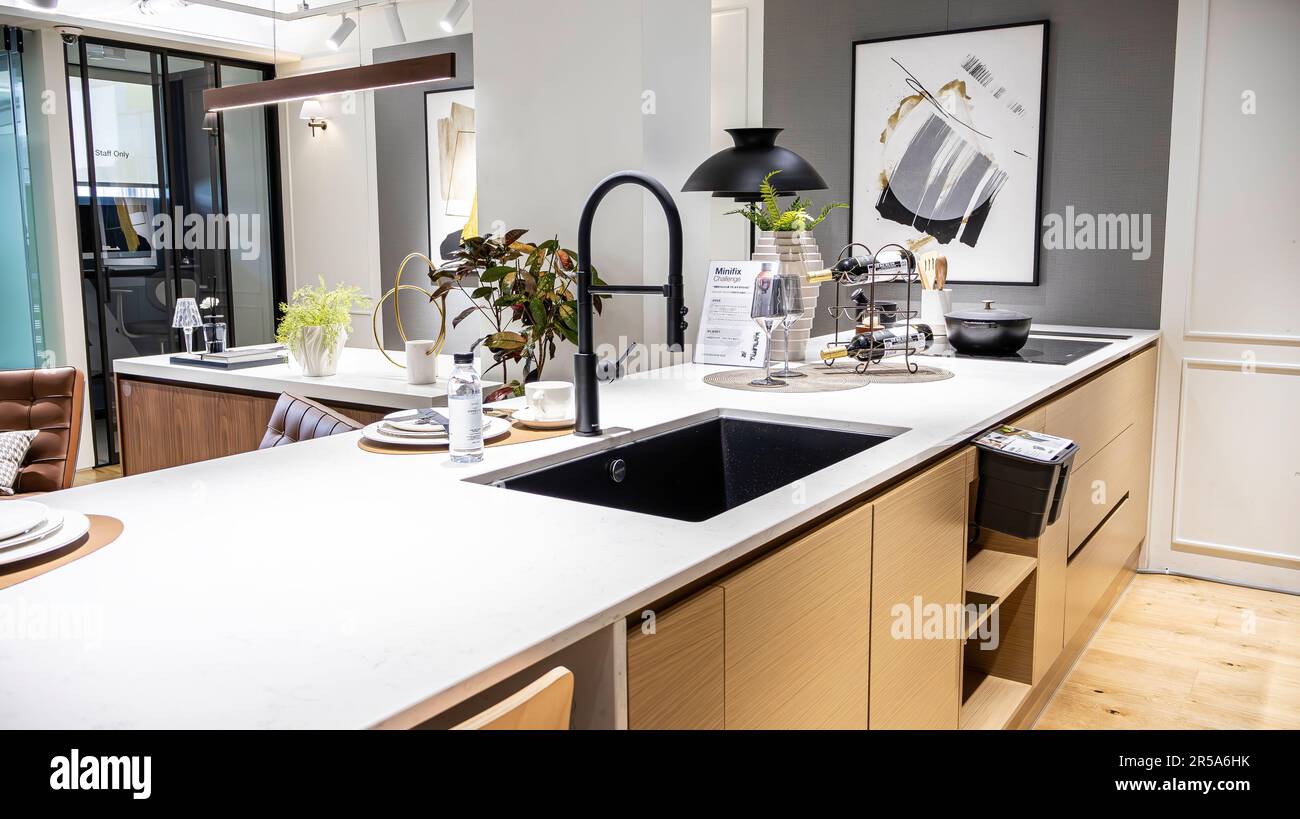 Essential kitchen features hi-res stock photography and images - Alamy