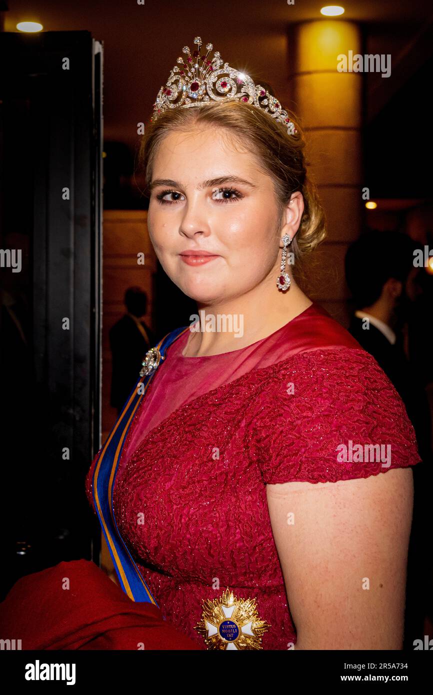 Crown prince hussein wedding hi-res stock photography and images - Alamy