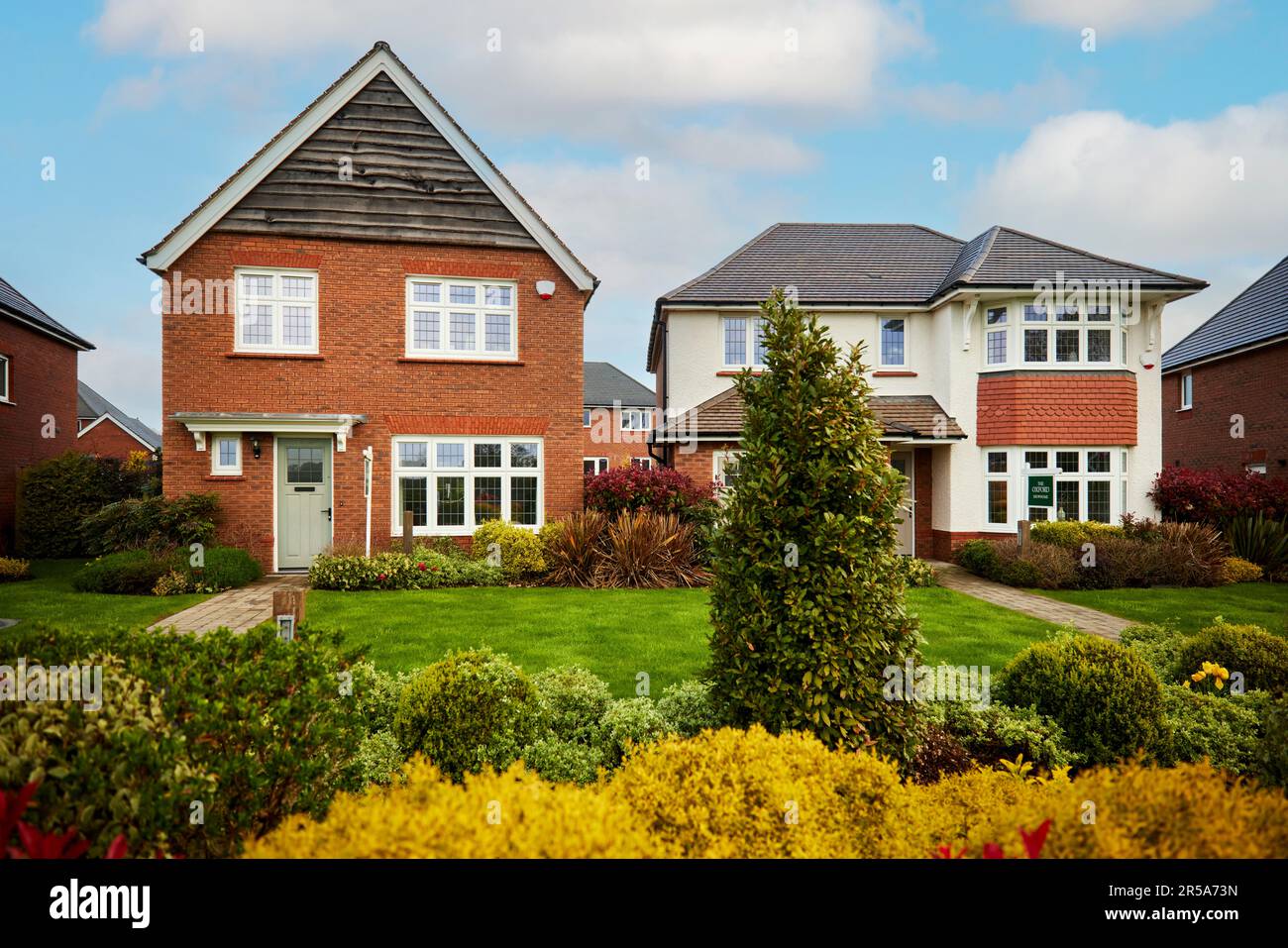 Redrow homes at Plas Ty Draw, Cardiff in Wales Stock Photo - Alamy