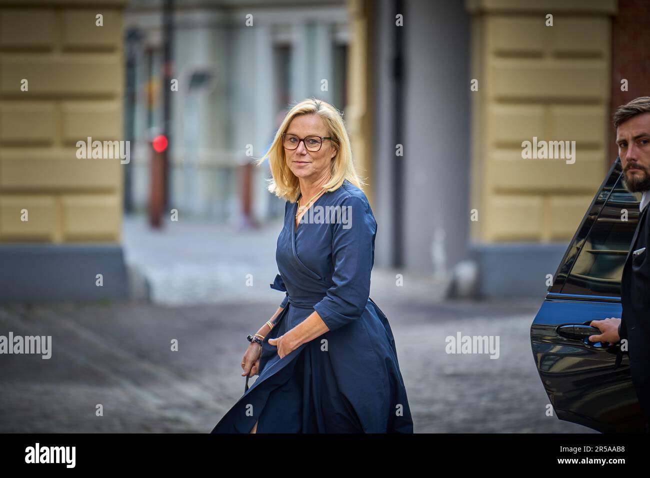 THE HAGUE - Sigrid Kaag, Minister of Finance (D66) at the Binnenhof ...