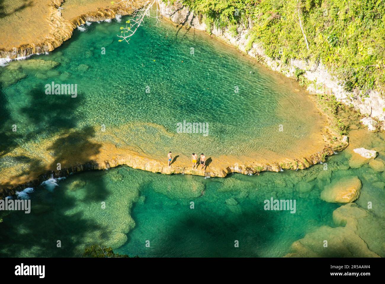 The beautiful turquoise pools of Semuc Champey, Rio Cabohon, Lanquin ...