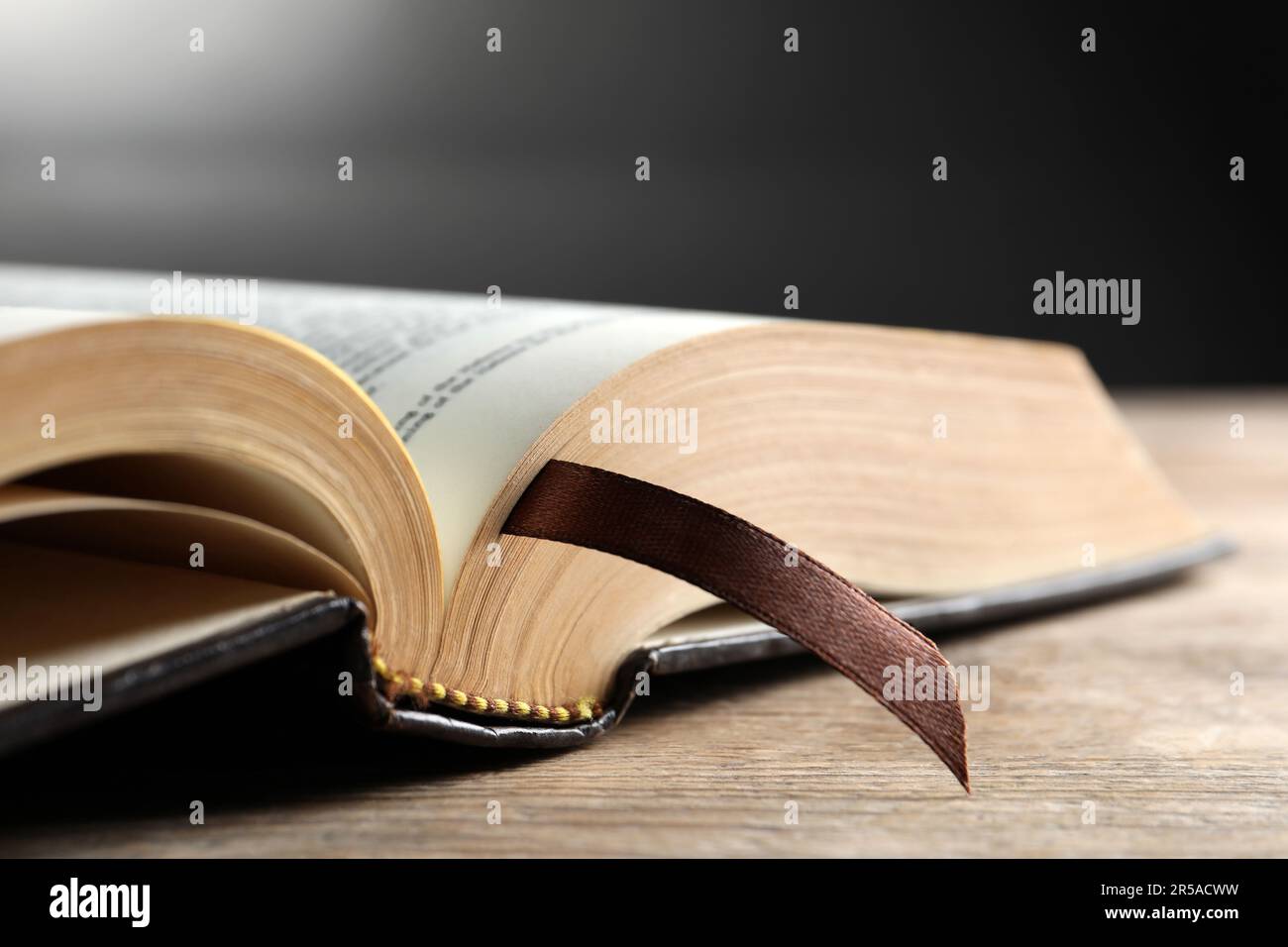 Open holy bible brown wooden hi-res stock photography and images - Alamy