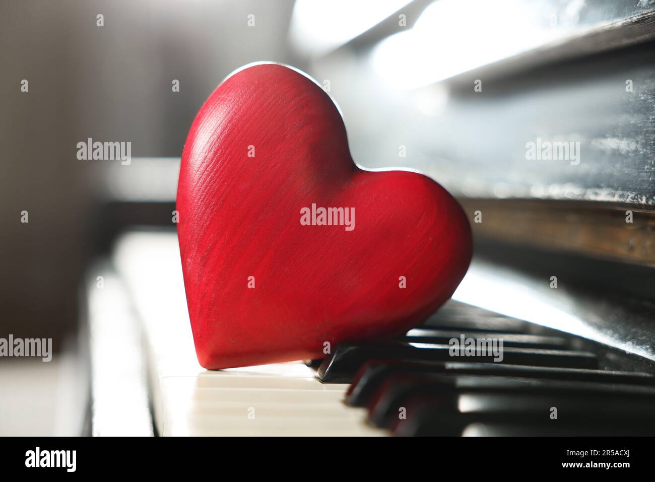 Decorative melody symbol hi-res stock photography and images - Alamy
