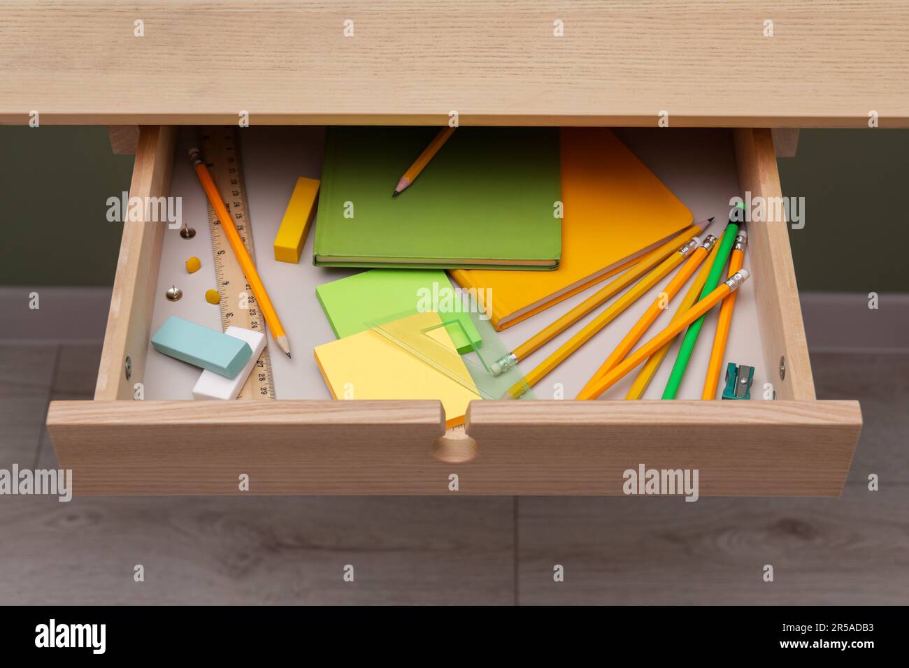 Open drawer sketch hi-res stock photography and images - Alamy