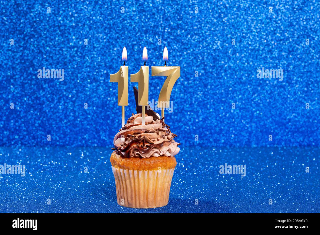 Birthday 117 hi-res stock photography and images - Alamy