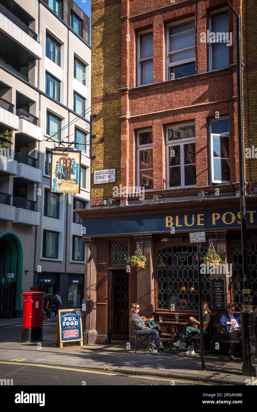The Blue Posts Pub in Eastcastle Street W1, Fitzrovia, London, England ...