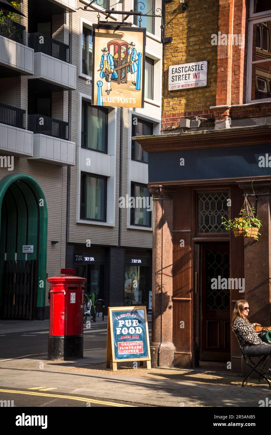 The Blue Posts Pub in Eastcastle Street W1, Fitzrovia, London, England ...