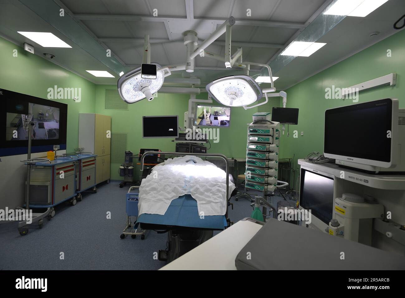 Moscow. Operating room in the building of the opened children's ...