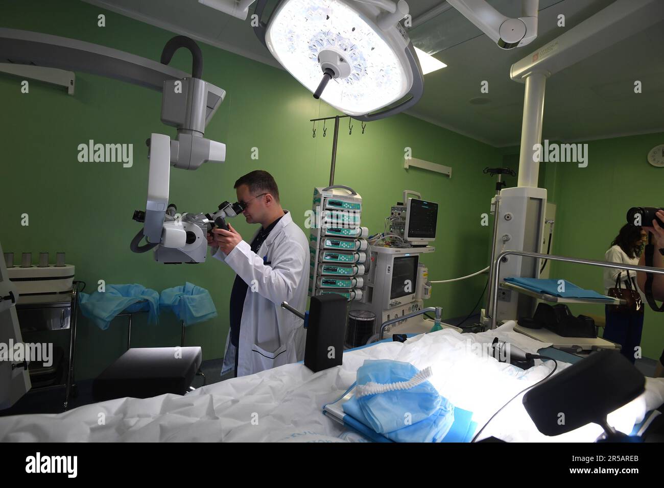 Moscow. Operating room in the building of the opened children's ...