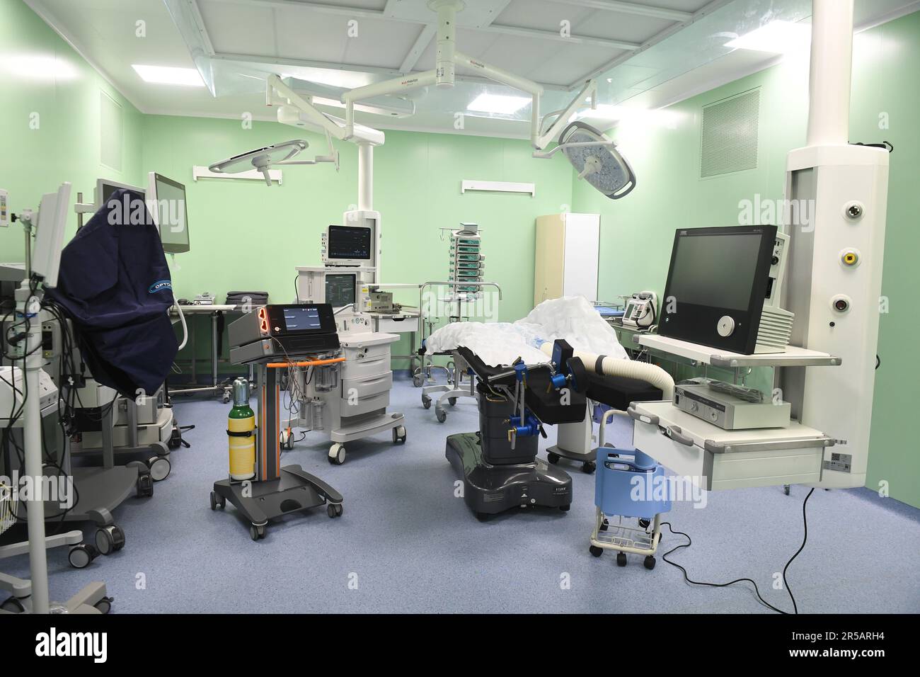 Moscow. Operating room in the building of the opened children's ...