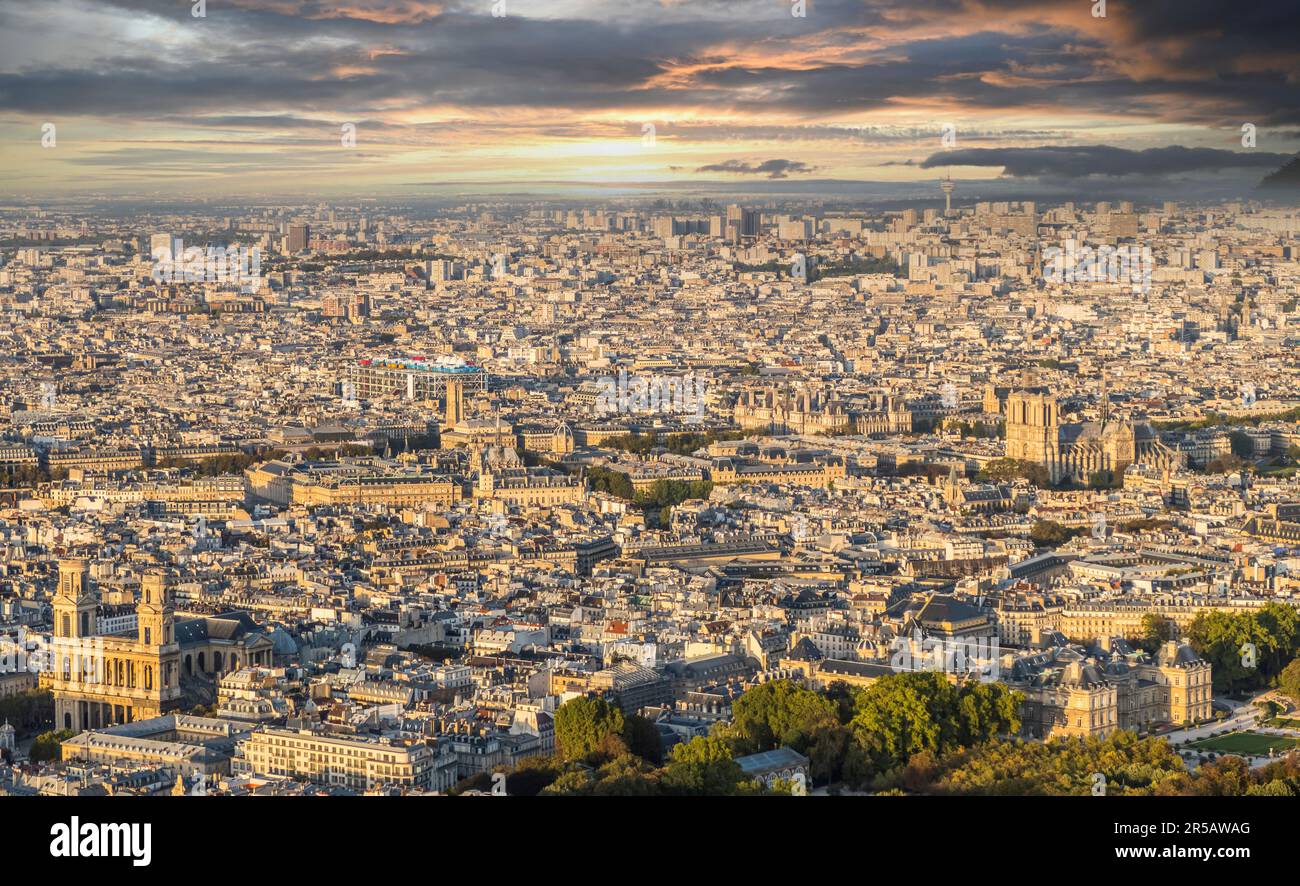 Aerial view of the center of Paris at sunset Stock Photo - Alamy