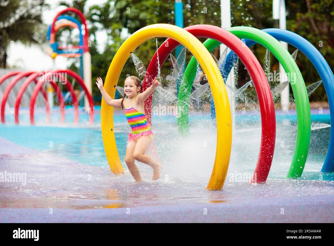 Family amusement park singapore hi-res stock photography and images - Alamy