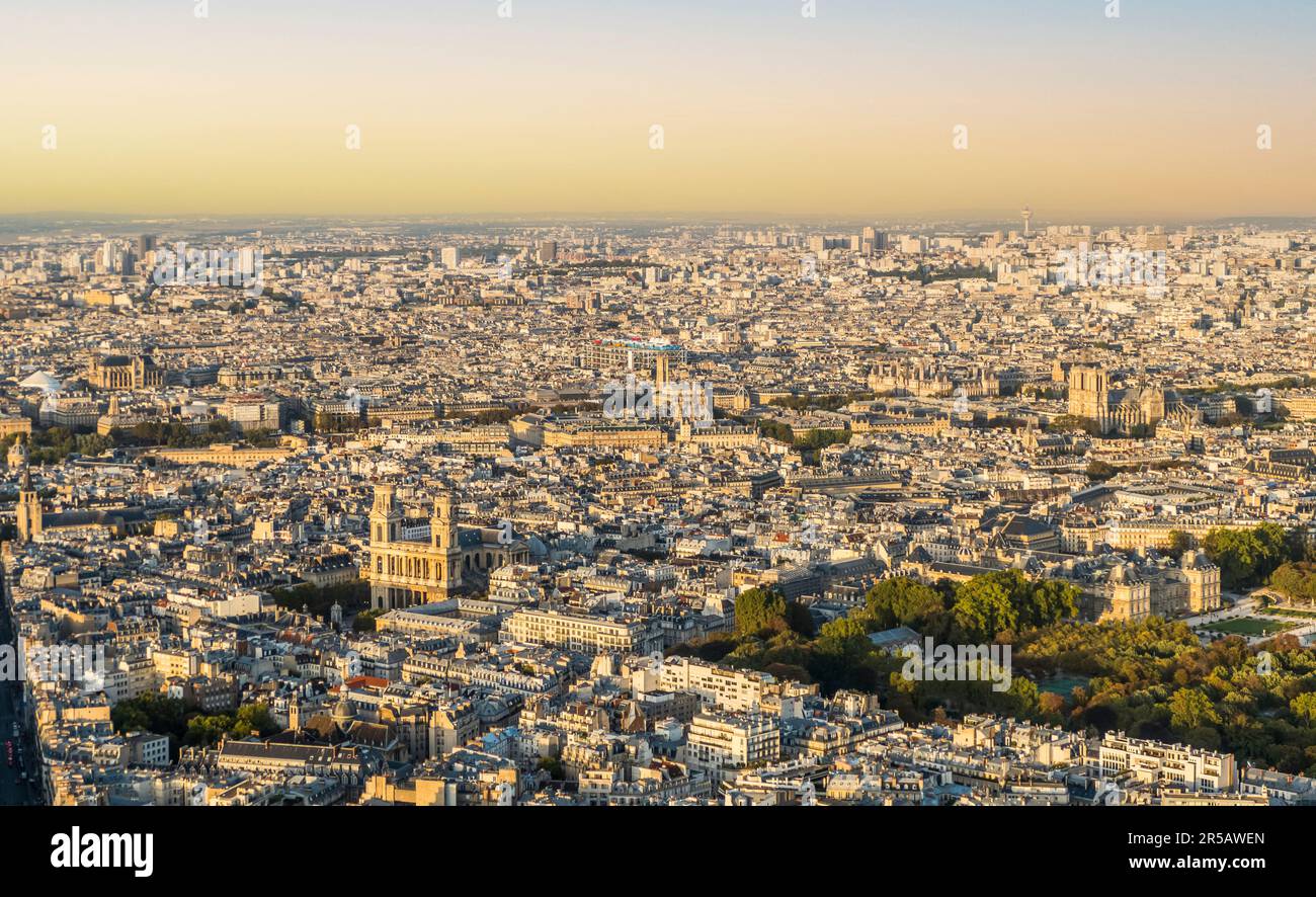 Aerial view of the center of Paris Stock Photo - Alamy