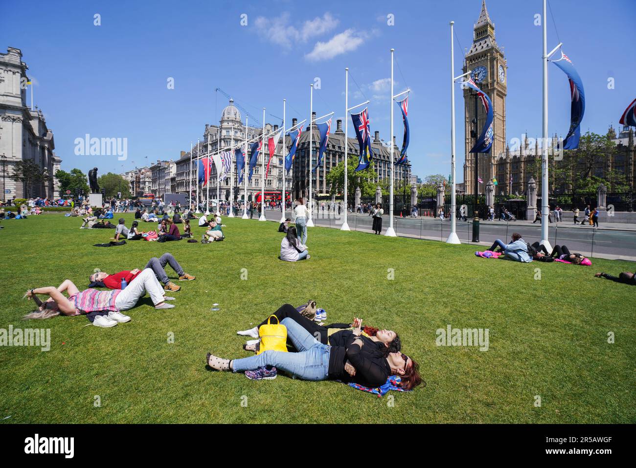 London UK. 2 June 2023 . People enjoying the warm sunshine in ...