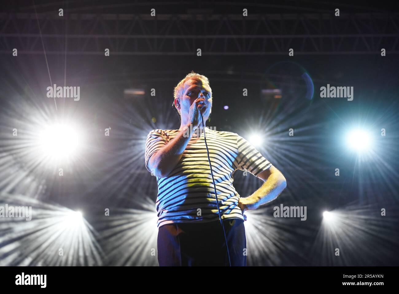 ISTANBUL, TURKIYE - SEPTEMBER 24, 2022: Belle and Sebastian Concert in Cheerz Festival Stock ...
