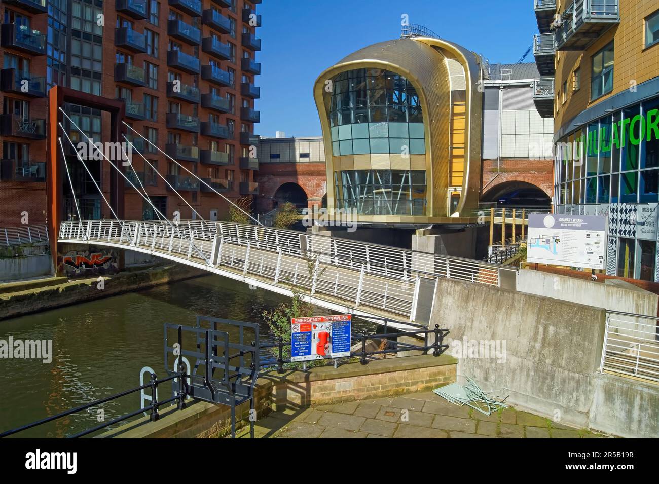 UK, West Yorkshire, Leeds, South Entrance to Leeds City Train Station ...