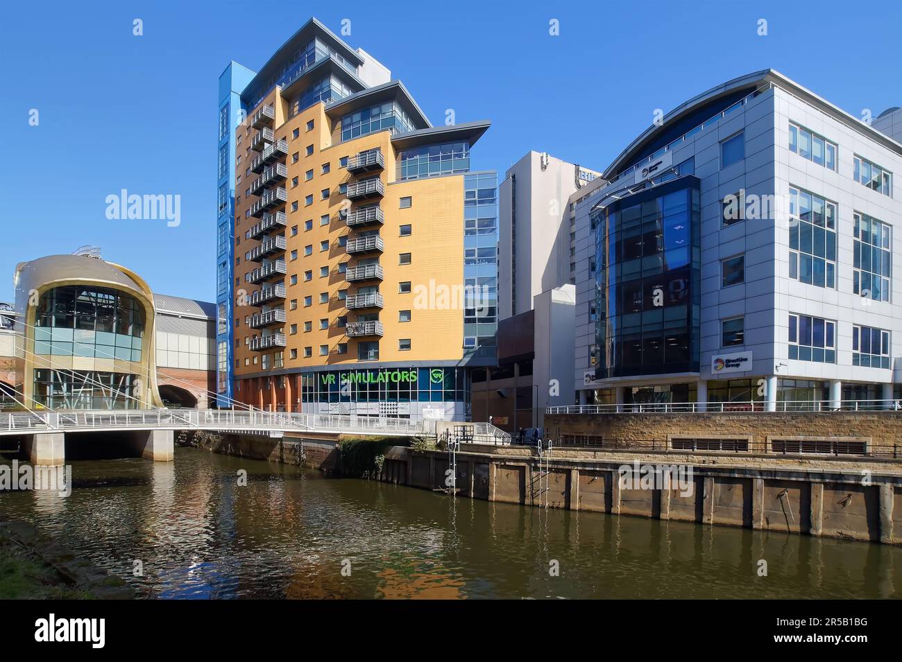UK, West Yorkshire, Leeds, River Aire at the South Entrance to Leeds ...